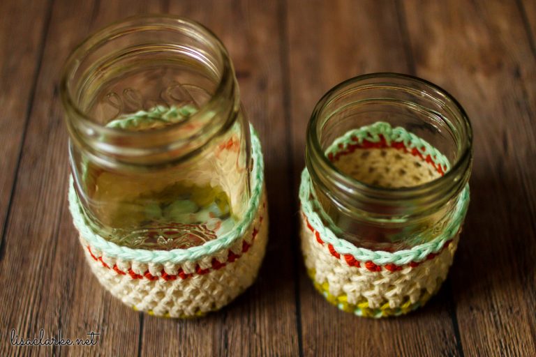 Free Pattern: Crochet Mason Jar Cozies ⋆ Polka Dot Cottage