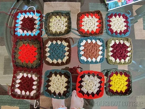 Project :: Granny Square : Coffee Table Mat ⋆ Polka Dot Cottage